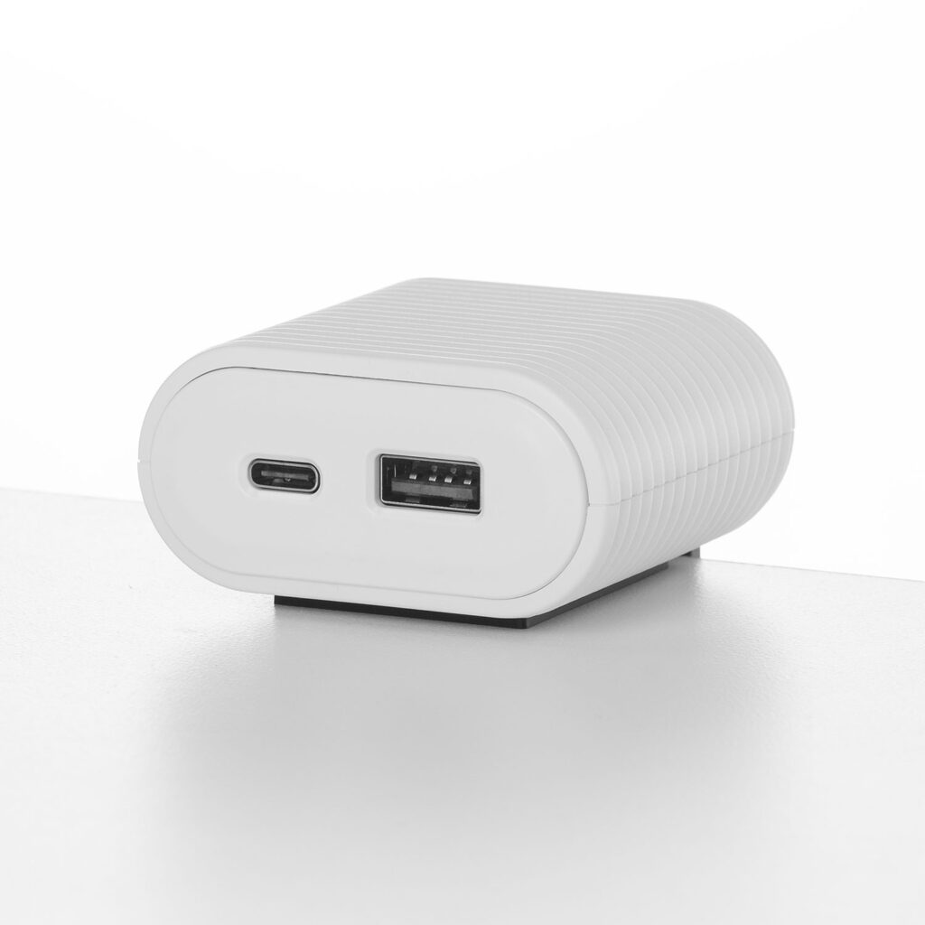 Reya Low Profile USB Hub - HAT Collective